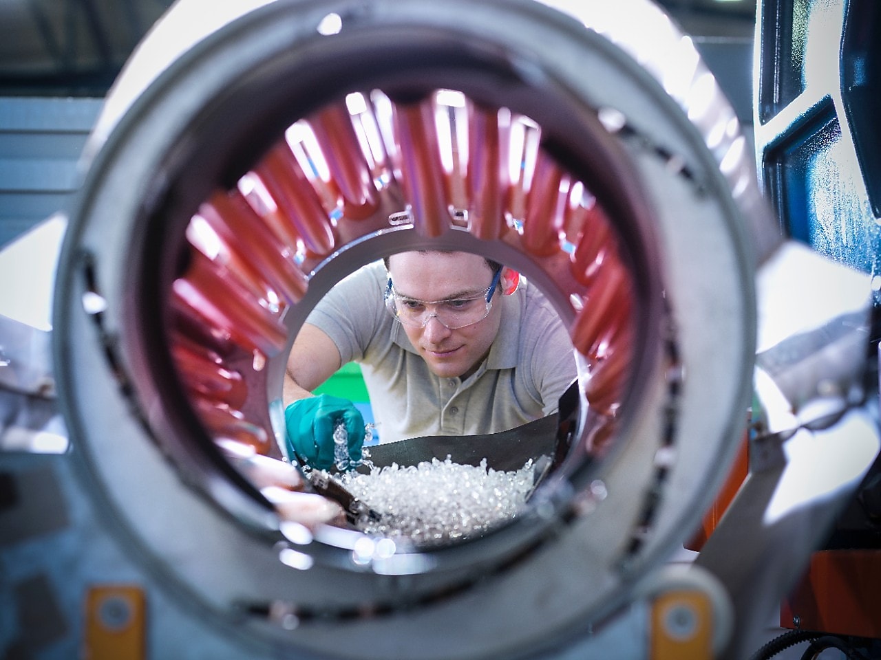 Moldeo por Inyección de Plástico | Shell España